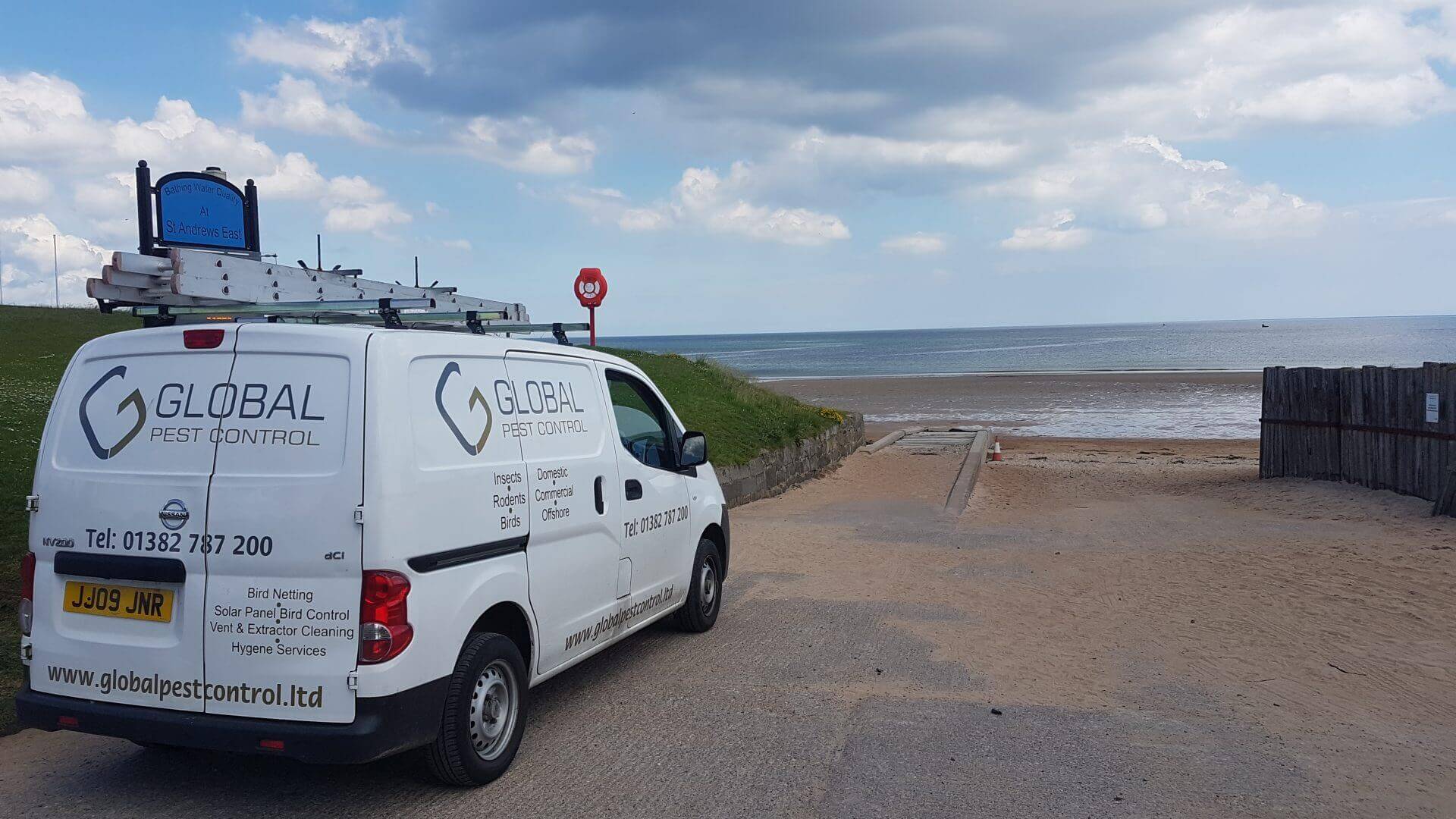 Luxury apartment's pigeon guano removal. | Global Pest Control